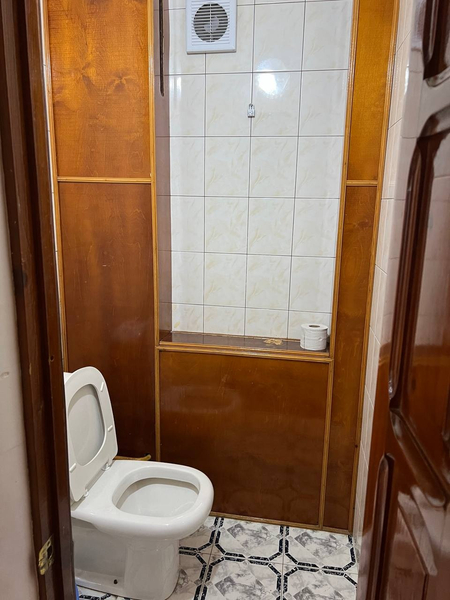 3/3/4 метро БИЙ Буз базар. 100м². Банковский дом.Агентство