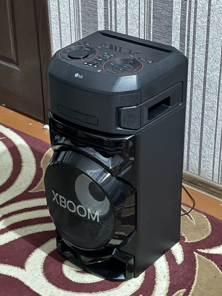 Sotiladi LG xboom