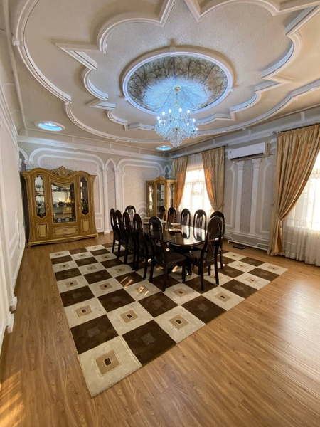 Продается шикарный дом в Юнусабадском районе