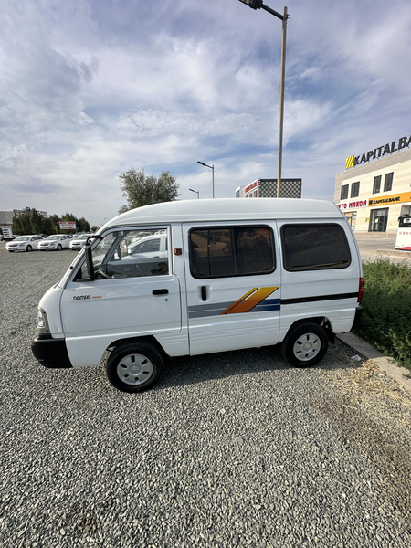 Chevrolet damas sotiladi