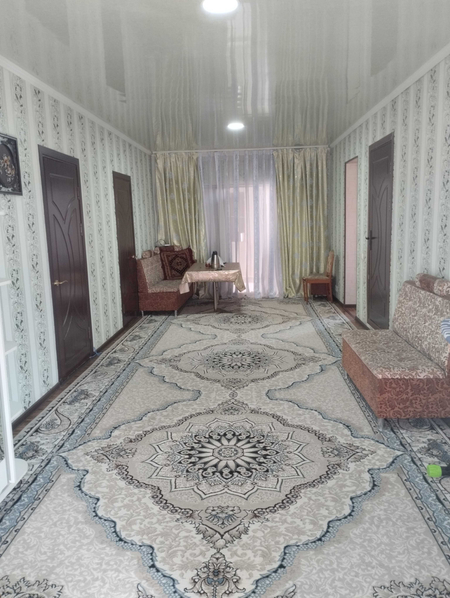 Продается дом в Чирчике, 5 комнат, 4,5 сотки