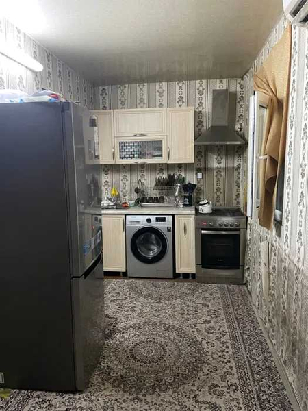 Yalangoch EKO Bozor 2/5/5/Kvartira Sotiladi Ipoteka xizmatlari bor N21