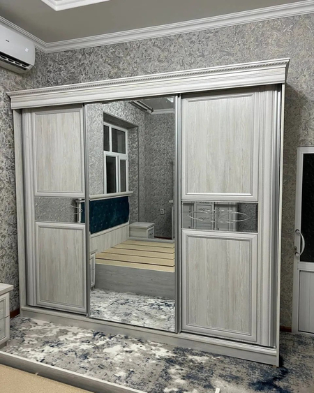 Ishlab chiqaruvchidan spalniy toplami