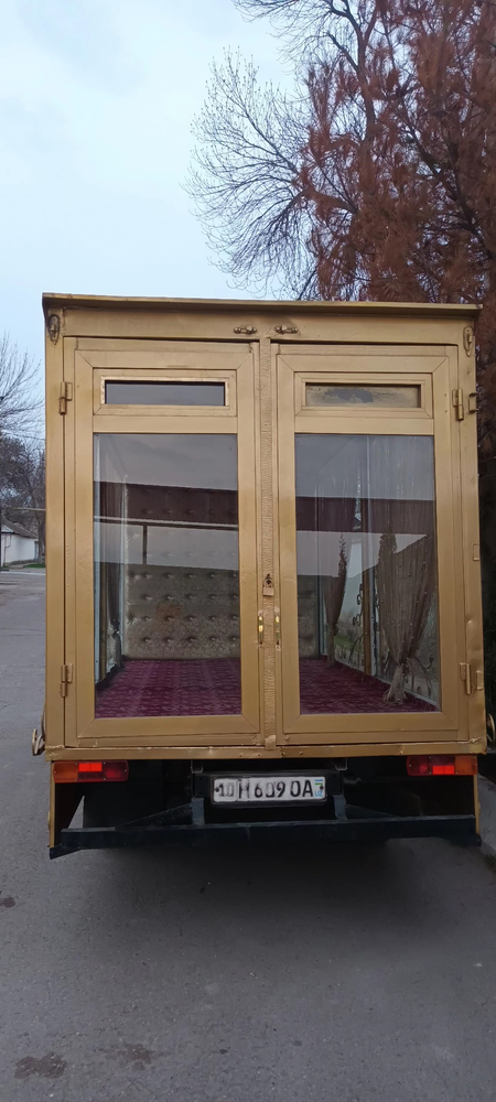 Сарпо мошина сотилади