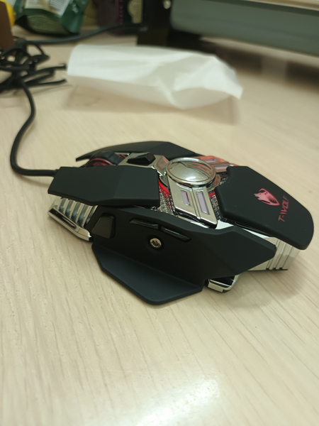 Мышка игровая металическая корпус  RGB