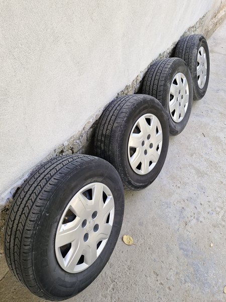 Srochno Rols Roys diskabalon R17  215/45 sotiladi
