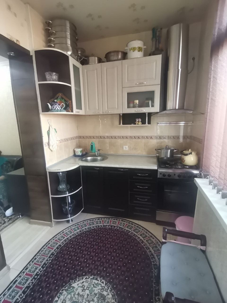 4/7/9. Сергели-8. Квартира с ремонтом, 96 м²! Метро 3-bekat 700 м!