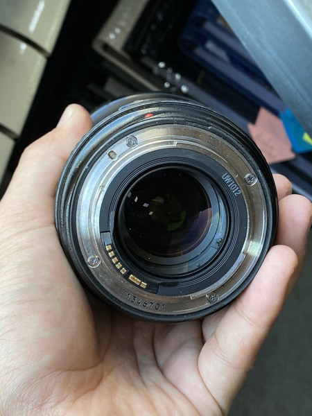 Canon 24-70 f2.8 sotiladi