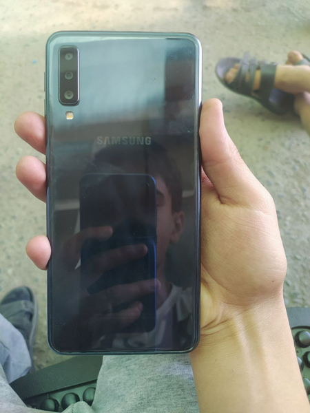 Samsung A7 (2021)