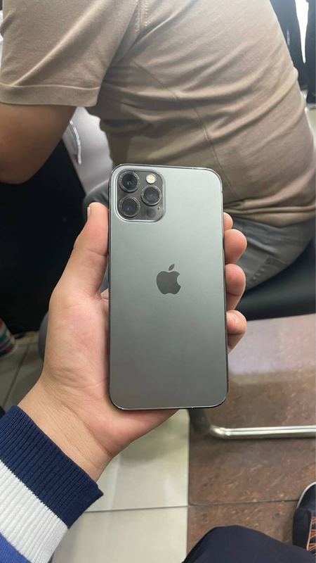 Iphone 12 pro xolati ideal hec qati alishmagan 78 % aybi pass kopiya b