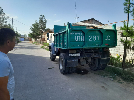 Zil xola yaxshi ishlab yurgan moshina