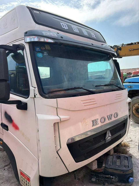 FAW yuk mashinasini kabinasi sotuvda bor