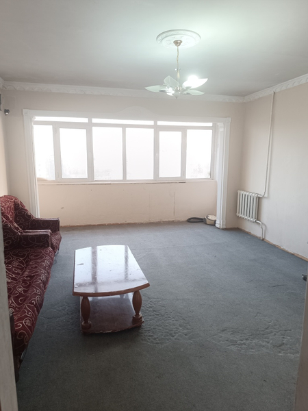 М.Горький (БИЙ) 3/8/9 срочно 70 м² раздельная