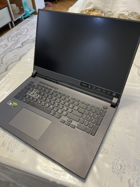 Asus Rog Strix g713 RTX 3050