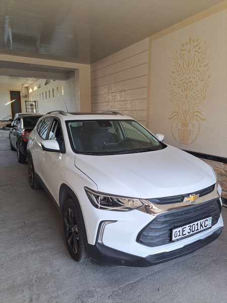 Tracker premier 2023 сотилади