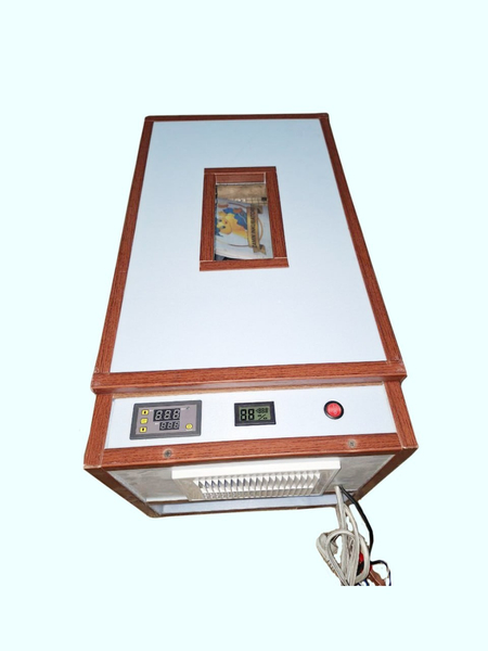 Inkubator aparat 115 talik 12v ishlaydi