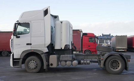 Сотувда мавжуд! Седельный Тягач HOWO T7H CNG 4х2 (механика, 460 о.к.)