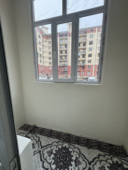 Срочно! Продажа. 1/1/8. Иззат улица.