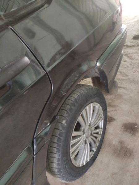 Lada samara 2011 sotiladi