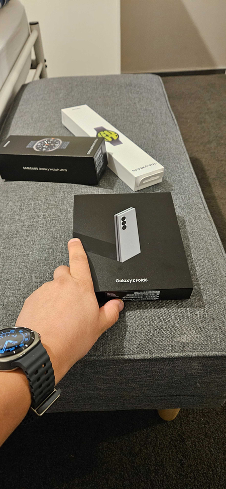 Samsung Galaxy Z Fold 6 (Yangi Ochilmagan) 512 GB Vetnam