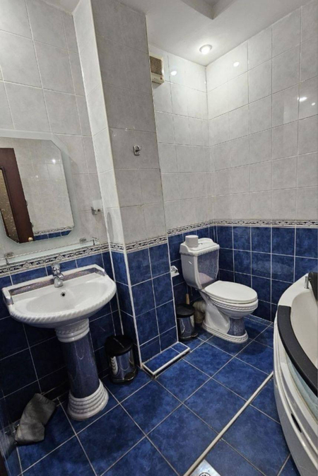 Сдается 3х ком квартира ЦУМ метро Космонавтов есть депозит