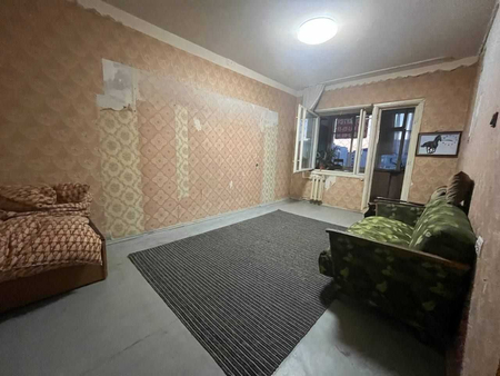 Срочно продается квартира 2*3/8/9 на Сергели 7  (J2953)
