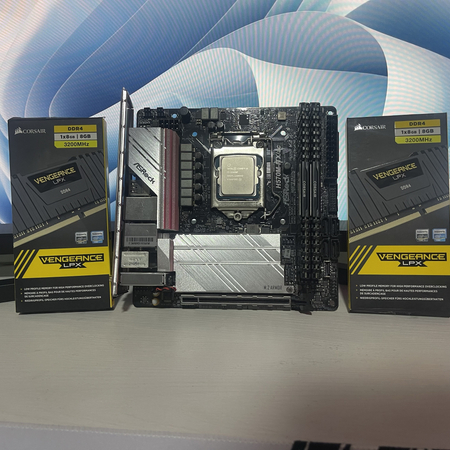 H570M ITX + i5 11400F + Kingston Fury 8+8 3200mhz ARGB комплект