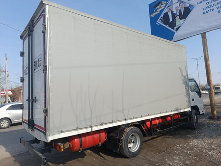 Isuzu sotiladi xolati yangiday