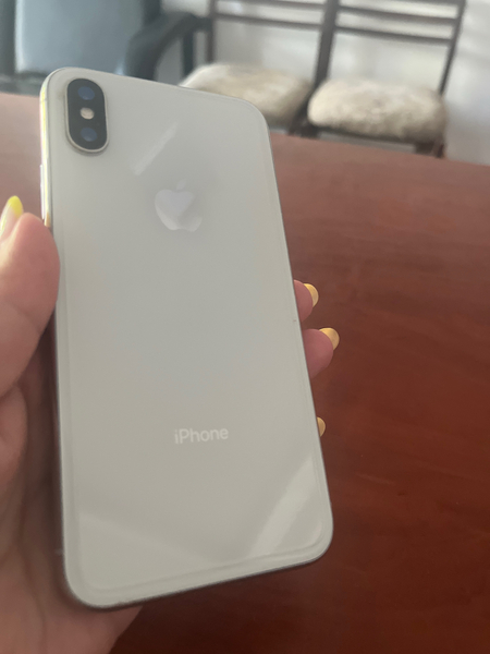 Продаётся iPone X