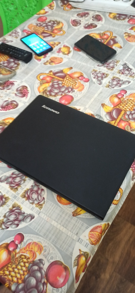 Lenovo G40 ноутбук.