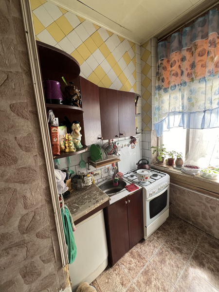 Продаётся 4х комнатная квартира,Юнусобадский р-н,ул. Озодлик.