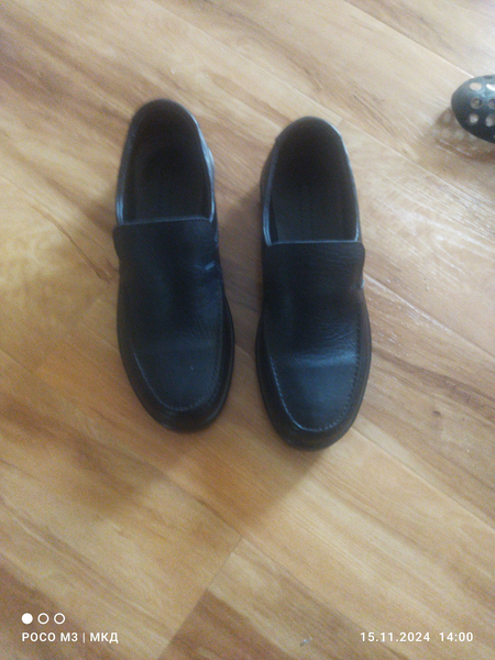 Продам туфли мужские.