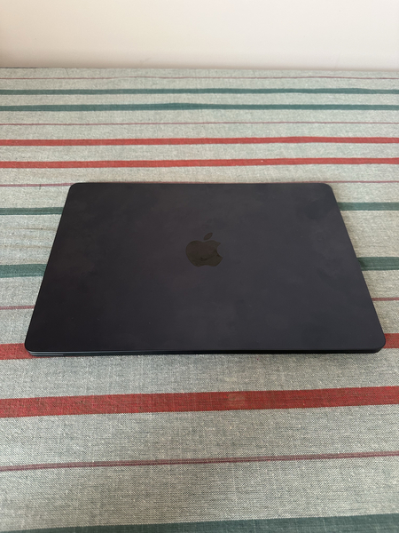 MacBook Air M2, 8/256, Midnight, Full box
