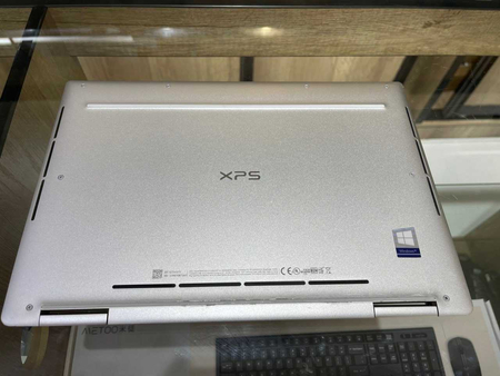 DELL XPS P103G Intel Core i7-10650G7 озу16гб 512ssd