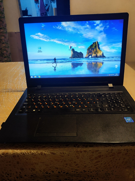 Ноутбук Lenovo в хорошем состоянии