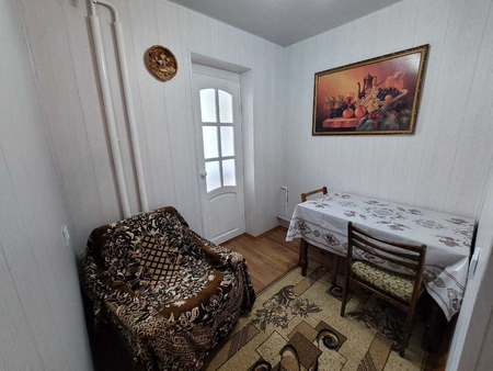 Срочно сдается 1/4/4 квартира 38 м2 Ор-р: Максим Горький Метро (АИН)
