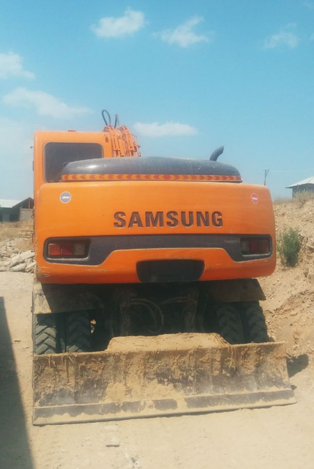 Ekskavator VOLVO 135