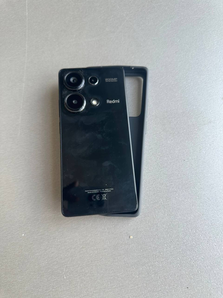 Redmi not 13 pro 8/256 srochna sotiladi