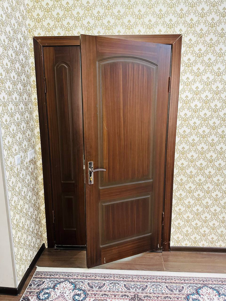 Продаются  двери