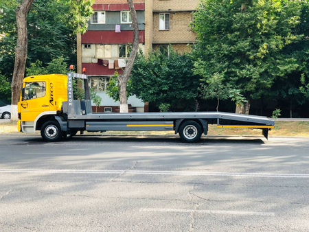 Mersedec benz atego evakuator