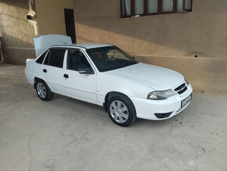 Nexia 2 ideal yili 2014  shoshilinch sotiladi