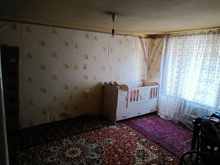 Срочно продается 1 комнатная Лисунова 4