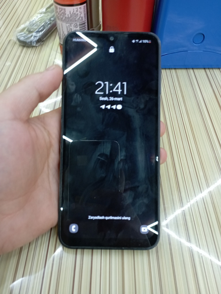 Samsung a14 6/128 xolati edial 1 yil kafolatberaman