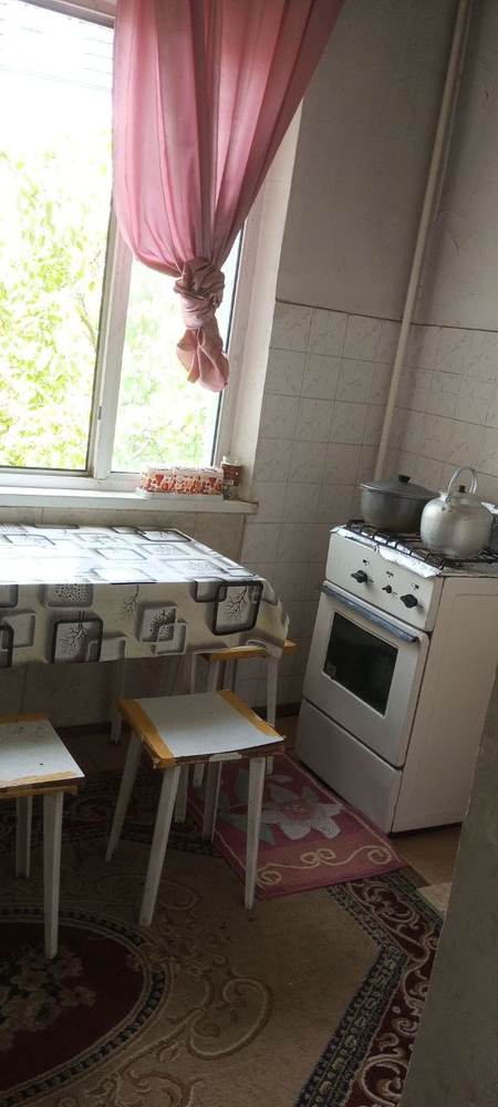 Kvarteriya bezmakler