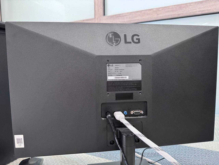 Продам монитор LG 22 MK400 в идеальном состоянии