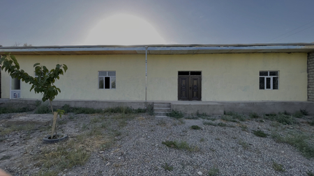 Sklad arendaga beriladi. 260m2 gaz, suv, svet, kameraga ega.