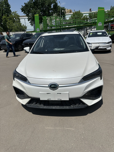 BYD Yuan up фул с допопциями