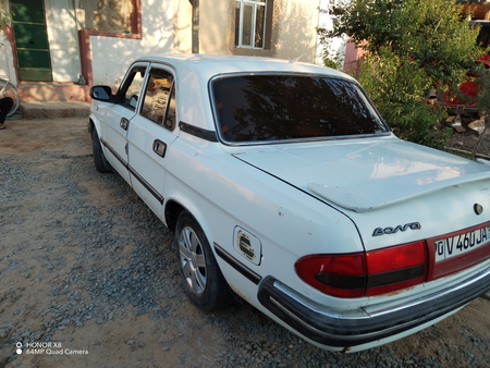 Volga 3110 sotiladi