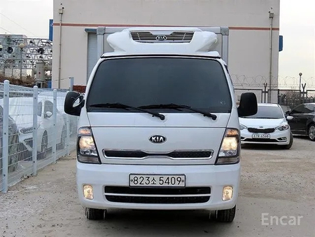 Sotiladi Kia Bongo 1tonnali super cabin Ref xolodilnik