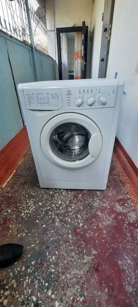 Продаю стиральная машина